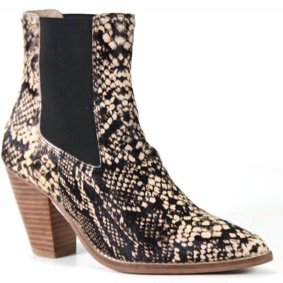 Diba True | Shoes | New Diba True Womens Sound Off Snake Chelsea Boots ...